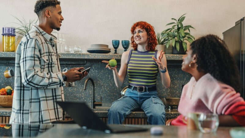 Why Small Talk is THE Tool for You as an Introvert Female Founder